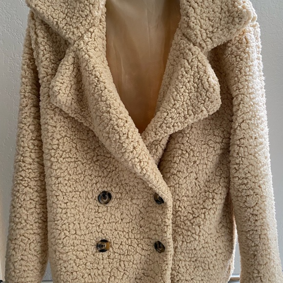 Jackets & Coats | Beige Lightweight Soft Fluffy Coat | Poshmark